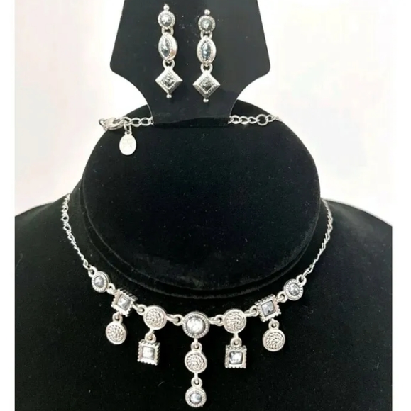 Carolina Herrera | Jewelry | Nwt Carolina Herrera Ch Silver Tone Black ...